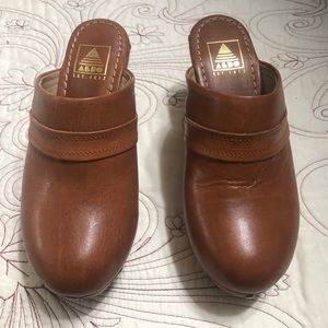 Aldo | Shoes | Aldo Caramel Clog | Poshmark